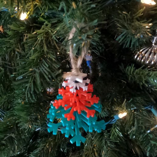 STL file Flexi Christmas tree ornament 🎄 ・3D print design to download・Cults