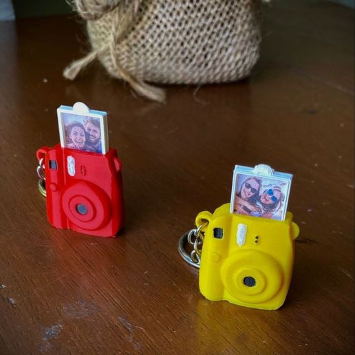 📷 Instax Camera Keychain・ 3D File for 3D printing・Cults
