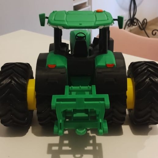 🚜 john deere 8r . full ready to print・3D Print with the Qidi Q1 Pro 3D ...