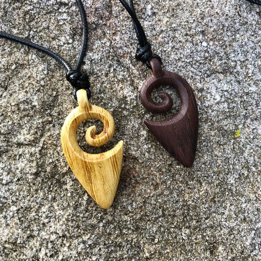STL file Wave Koru wood textured Keychain, necklace 🌊 ・3D printing ...
