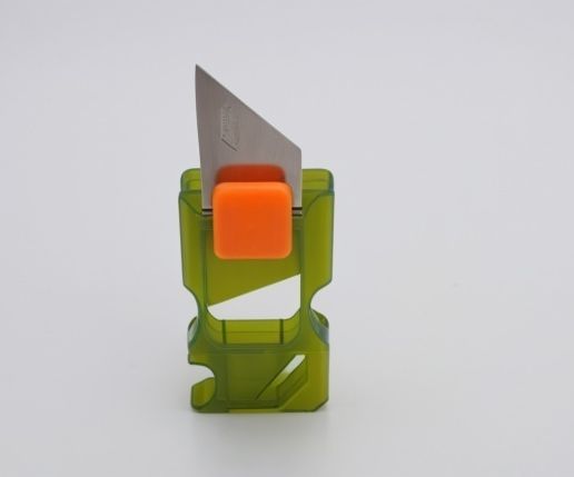 🛠️ Compact Utility Blade Cutter with Ergonomic Grip・ STL File for 3D ...