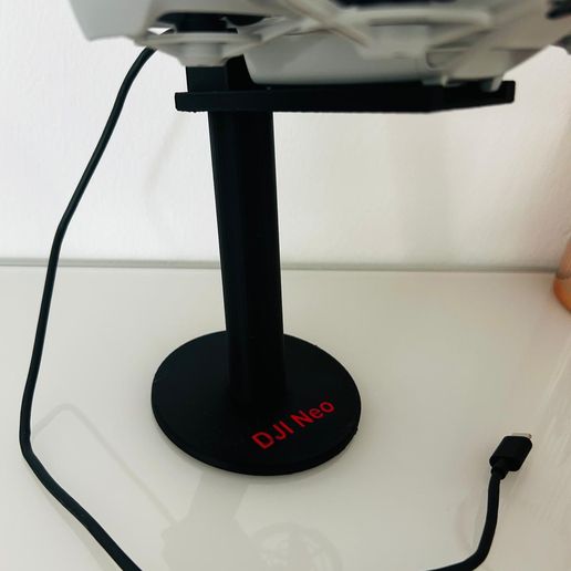 3MF file DJI Neo Stand with charging cable 🔌 ・3D printing model to ...