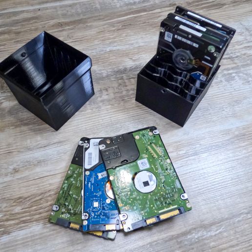 📦 6x HDD/SSD 2.5" case・ STL File for ・Cults