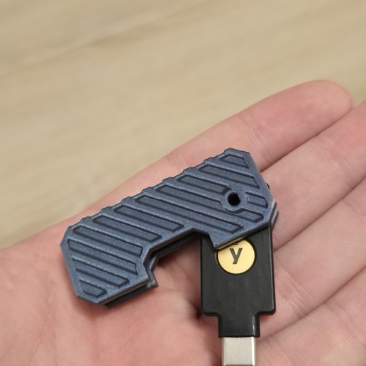 💪 YubiKey 5C NFC heavy duty cover・ STL File for 3D printing・Cults