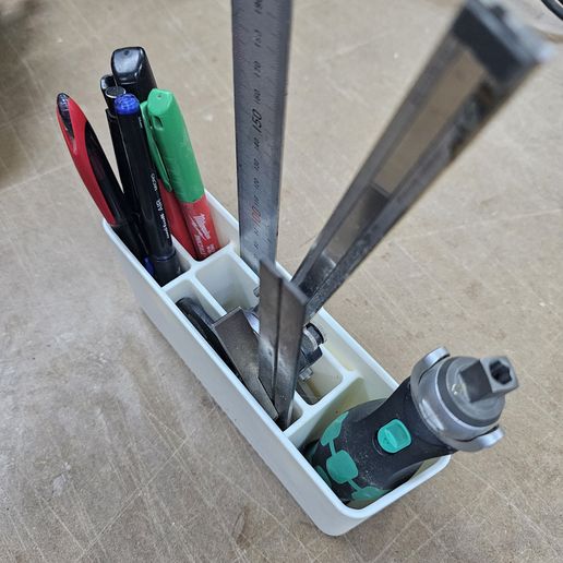 Free STL file ToughBuilt Contractor Pouch (TB-CT-01) hard bottom shell ...