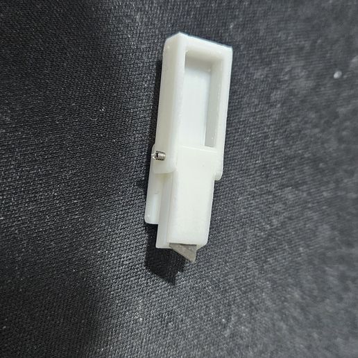 STL file Box cutter attached to watch strap 📦 ・Template to download and ...