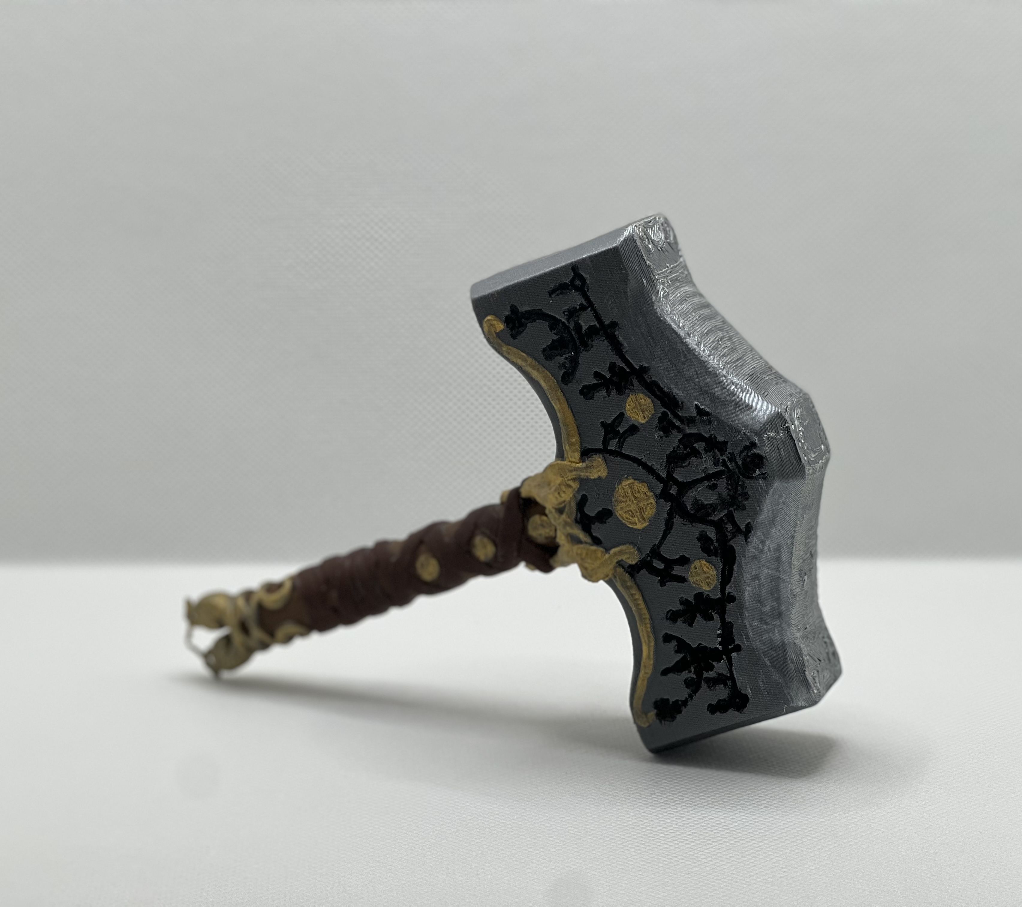 Mjolnir GOD OF WAR: Ragnarok Life Size imprimible en 3D • Hecho con una ...
