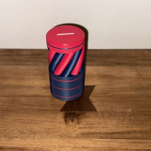 🪙 SpinVault – Spindle Lid Coin Holder for Saving Cash・ STL File for 3D ...