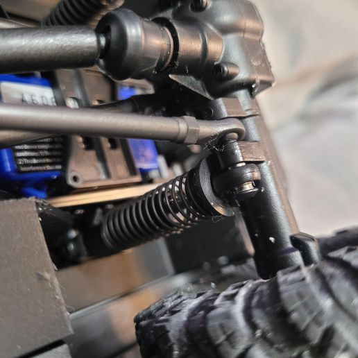 📱 trx4m lower spring retainer・Free STL File for ・Cults