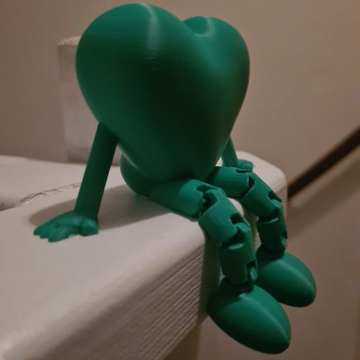 💜 Heart with Flexi legs・Free STL File for ・Cults