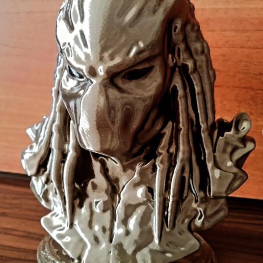 👤 Predator Bust・ STL File for 3D printing・Cults