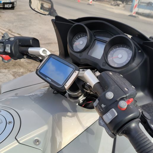 STL file Adjustable GPS bracket tomtom BMW 1200 RT 2007 🏍️ ・3D printer ...