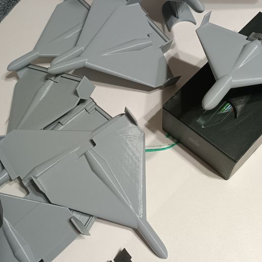 🎒 Geranium-2 souvenir/scale model・Free STL File for 3D printing・Cults