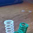 Free STL file Cat Spring Toy 🐱 ・3D print object to download・Cults