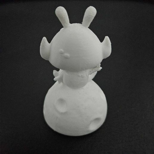 3D file Alien on Moon 👽 ・3D printer model to download・Cults