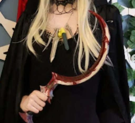 🧸 residual evil sickle・ STL File for 3D printing・Cults