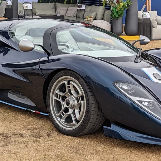 🚗 De Tomaso P72 2020・ STL File for 3D printing・Cults