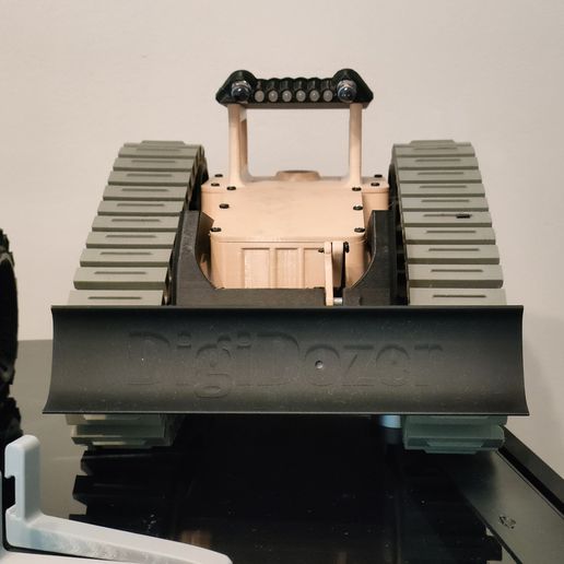 🚜 RC Bulldozer・Free STL File for 3D printing・Cults