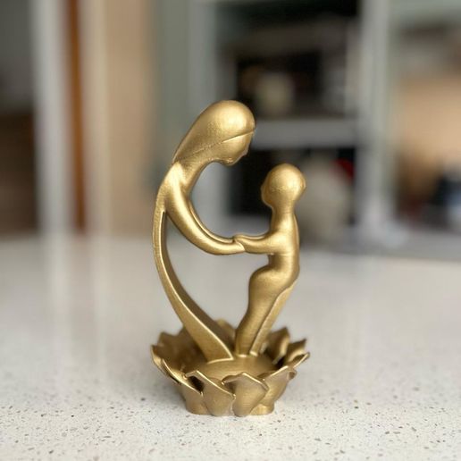 🧒 Mother and child figure, unconditional love・ STL File for 3D printing ...