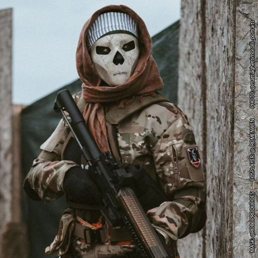 🤙 Máscara Farah Karim Red Team 141 - Call of Duty - Modern Warfare 2 ...