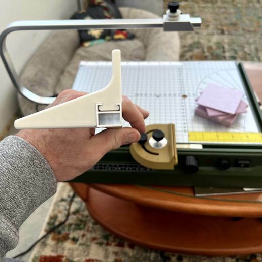 🥵 Proxxon hot wire cutter fence extension・Free 3D File for ・Cults