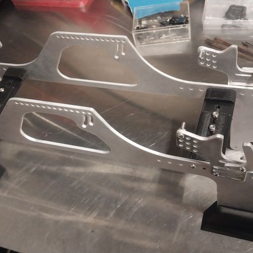 🤖 Build Bench Brace・Free STL File for 3D printing・Cults