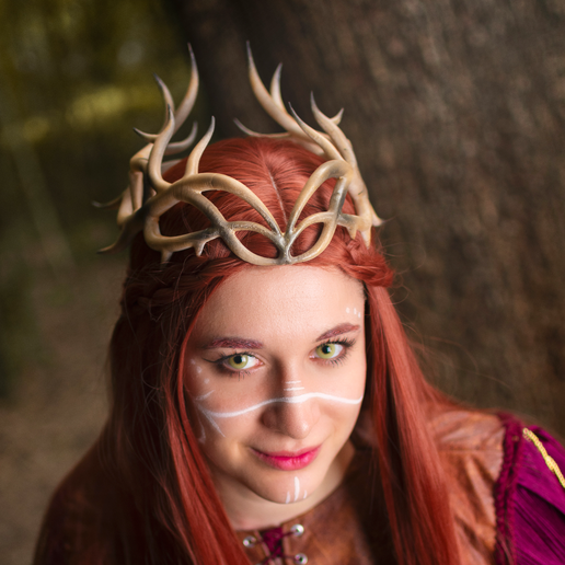 👑 Regal Antler Crown – Fantasy Forest Cosplay Prop & Ornament・ STL File ...