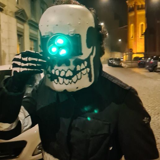 coraline wyborn cosplay