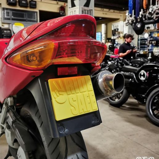 🏍️ Cobertura da chapa de matrícula da mota 21cm x 13cm・Arquivo STL para ...