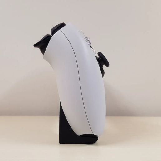 STL file Invisible PS5 Controller Holder Minimalist 🫥 ・3D printable ...