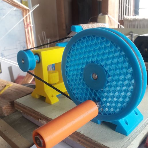 Hand Crank Mod for the Double End Bobbin / Pirn Winder・Free STL File ...