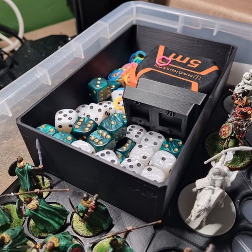 📦 Very Useful Miniature Holder - Box・Free STL File for 3D printing・Cults