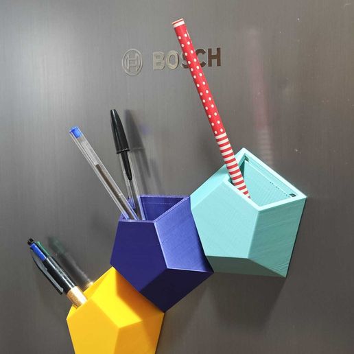 STL file Magnetic Pentagonal Pen Holder 🧲 ・3D printable model to ...