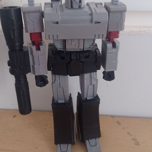 3D printed G1 Megatron • made with Ender 3・Cults