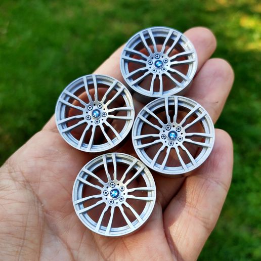 🚗 BMW style 403 wheels for scale model 1/18 1/24 etc.・ STL File for ・Cults
