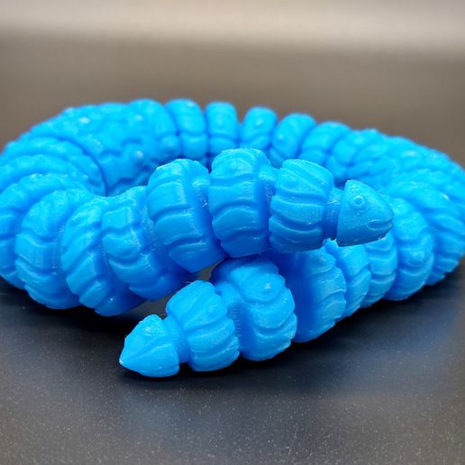 🪱 Print-in-place articulated worm toy・Free 3MF File for 3D printing・Cults