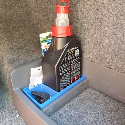 🛢️ BMW E90 | E92 | Trunk oil holder and organizer | Motul edition・ STL ...