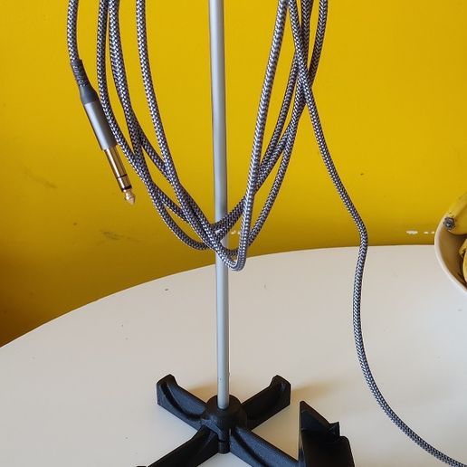 🎸 Guitar stand for Strandberg Boden guitars・Free STL File for ・Cults