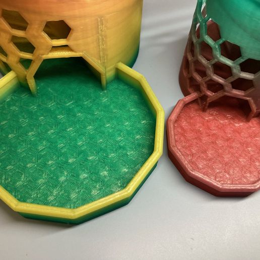 🎲 The Hive v2 - Supportless Dice Tower・Free STL File for 3D printing・Cults