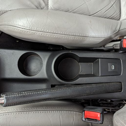 🏌️ Mk4 Jetta, Golf, GTI Center Console USB or Button Mount・ STL File ...