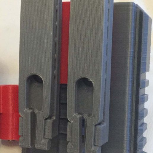 3D printed MRH Quick Release MOLLE Clips・Cults