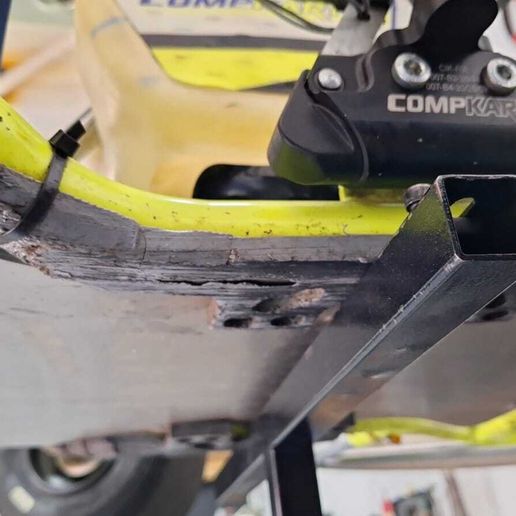 🖼️ Chassis protection / Side Slider・ STL File for 3D printing・Cults
