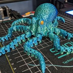 3D printed objects made with Creality blue/green and gold silk filament・Cults