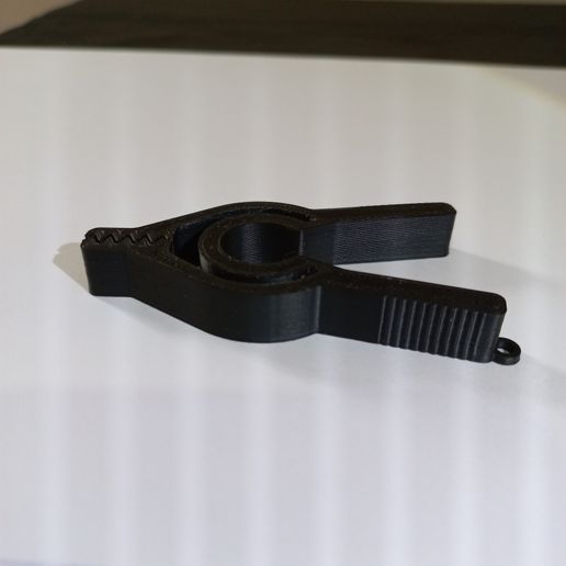 🔪 Clothes clip・ STL File for 3D printing・Cults
