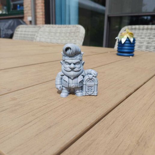 🪨 Rockabilly Gnome – Jukebox Jive・ STL File for 3D printing・Cults