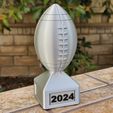 STL file 🏈 Football Trophies 🏆 ・Model to download and 3D print・Cults