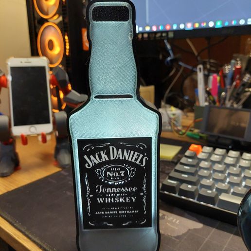 Free STL file Jack Daniels Bottle LED light box 🍾 ・3D printer design to ...
