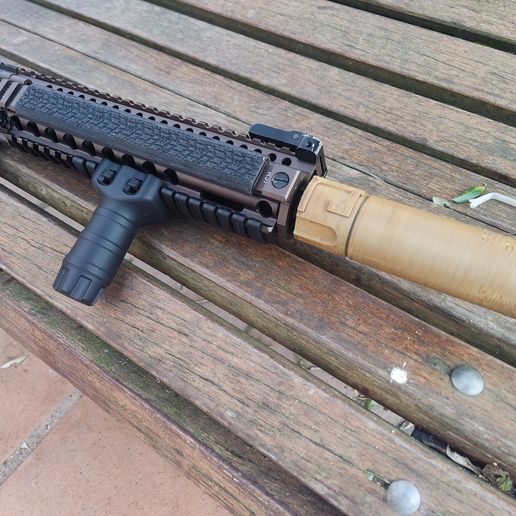 🔫 SUREFIRE SOCOM556-MINI 2 SILENCER ARISFT・ STL File for 3D printing・Cults