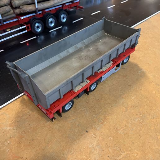 3D file 1/14 trailer flat bat 🚐 ・3D print design to download・Cults