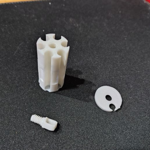 🗝️ Keyring fuse holder.・ STL File for 3D printing・Cults